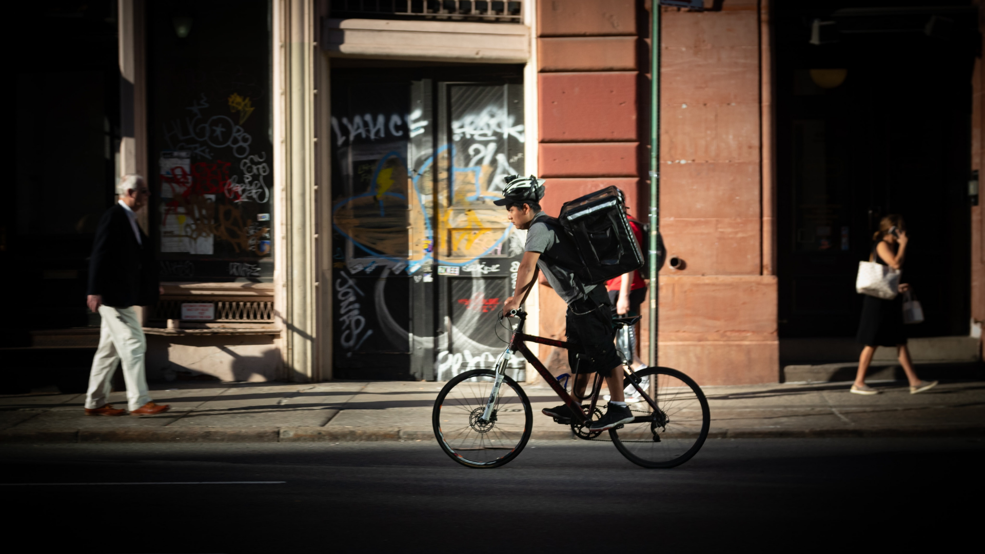 What is Q-Commerce? | eduMe