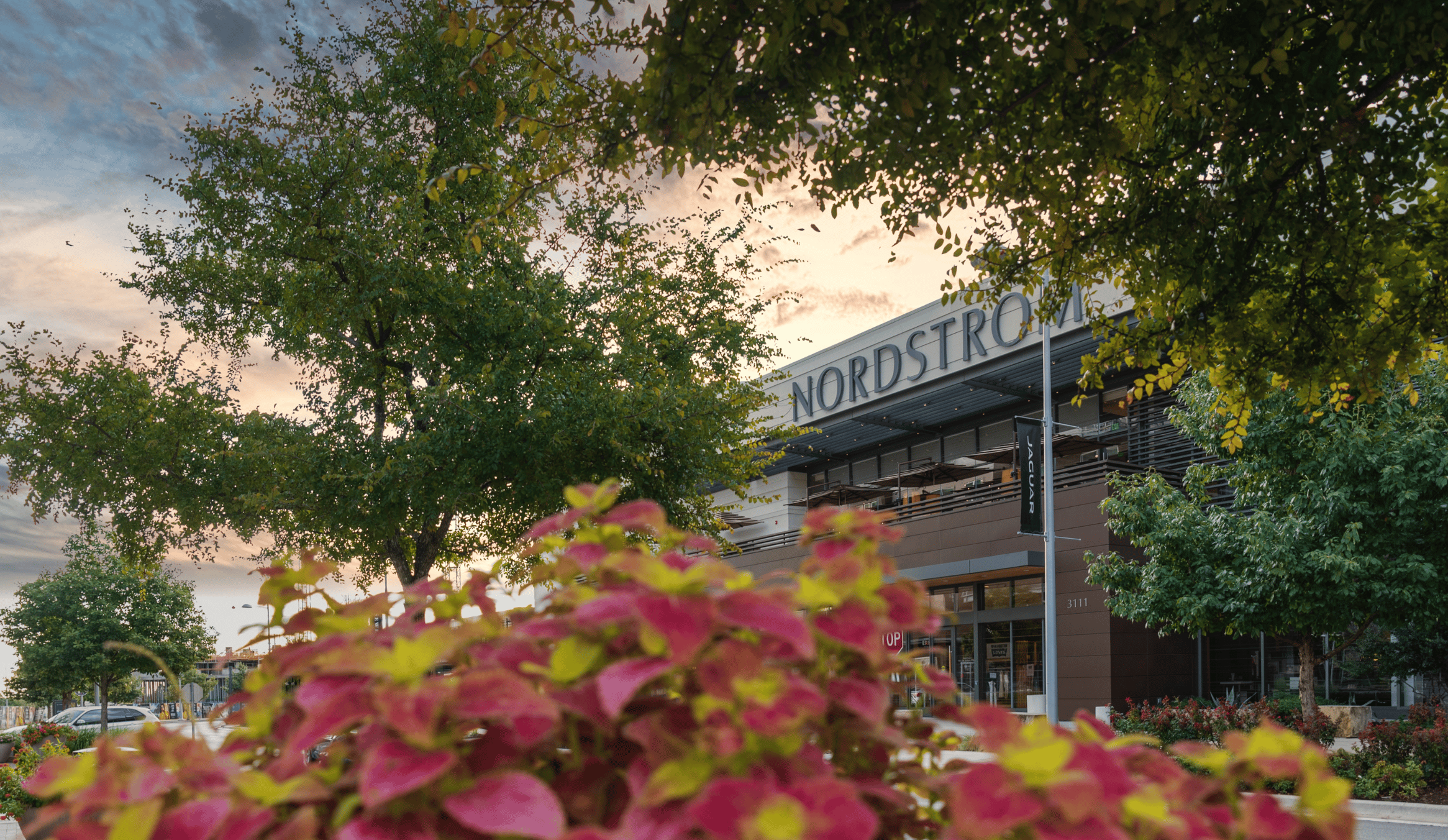 3 Companies With Best In Class Customer Experience (& What They Do) | eduMe